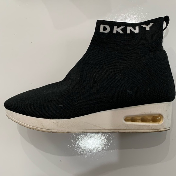 Dkny | Shoes | Dkny Black And White Wedge Sneakers Womans Size 9 | Poshmark